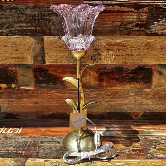karma home | Accents | Karma Home Glass Flower Table Lamp Tiktok Pink ...